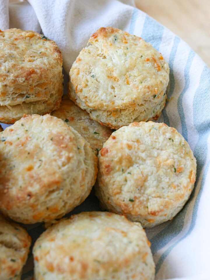 Cheddar Cheese Biscuits - Good Cheap Eats