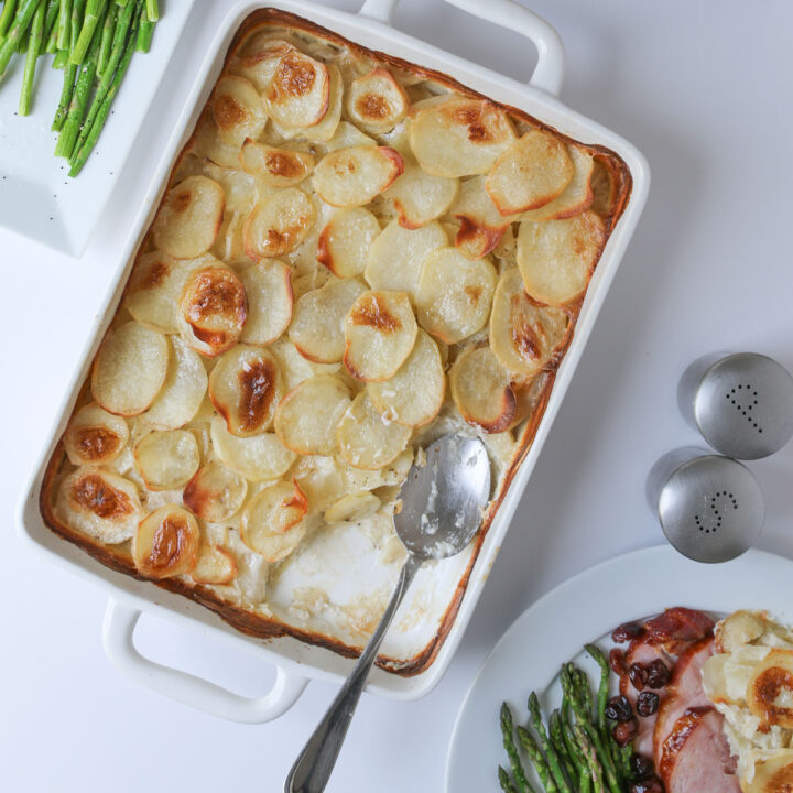 The BEST Curried Potatoes Recipe (Just 5 Ingredients!)