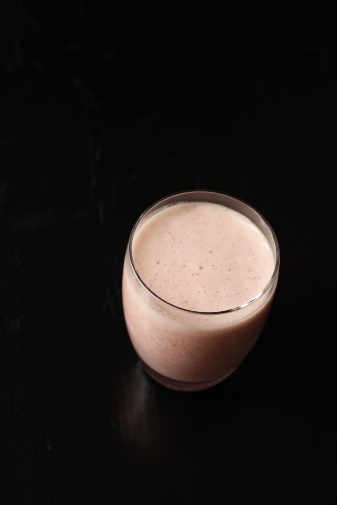 Red Banana Smoothie: Pure and Simple - Good Cheap Eats