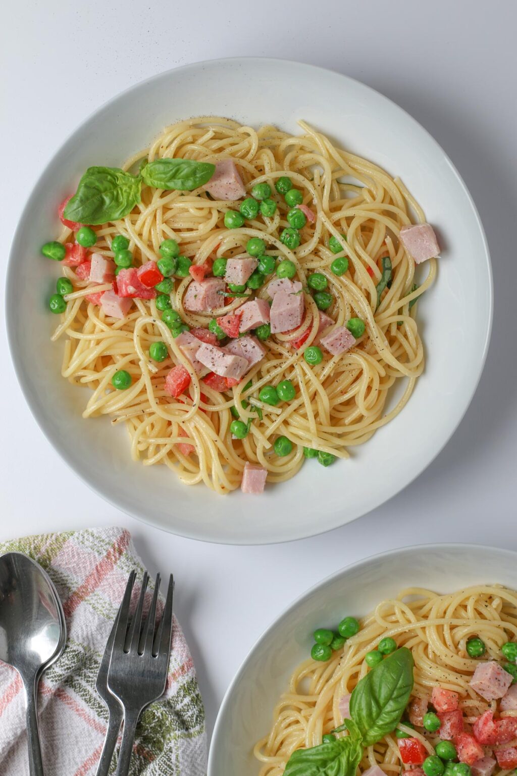 Creamy Ham Pasta with Peas & Tomatoes - Good Cheap Eats