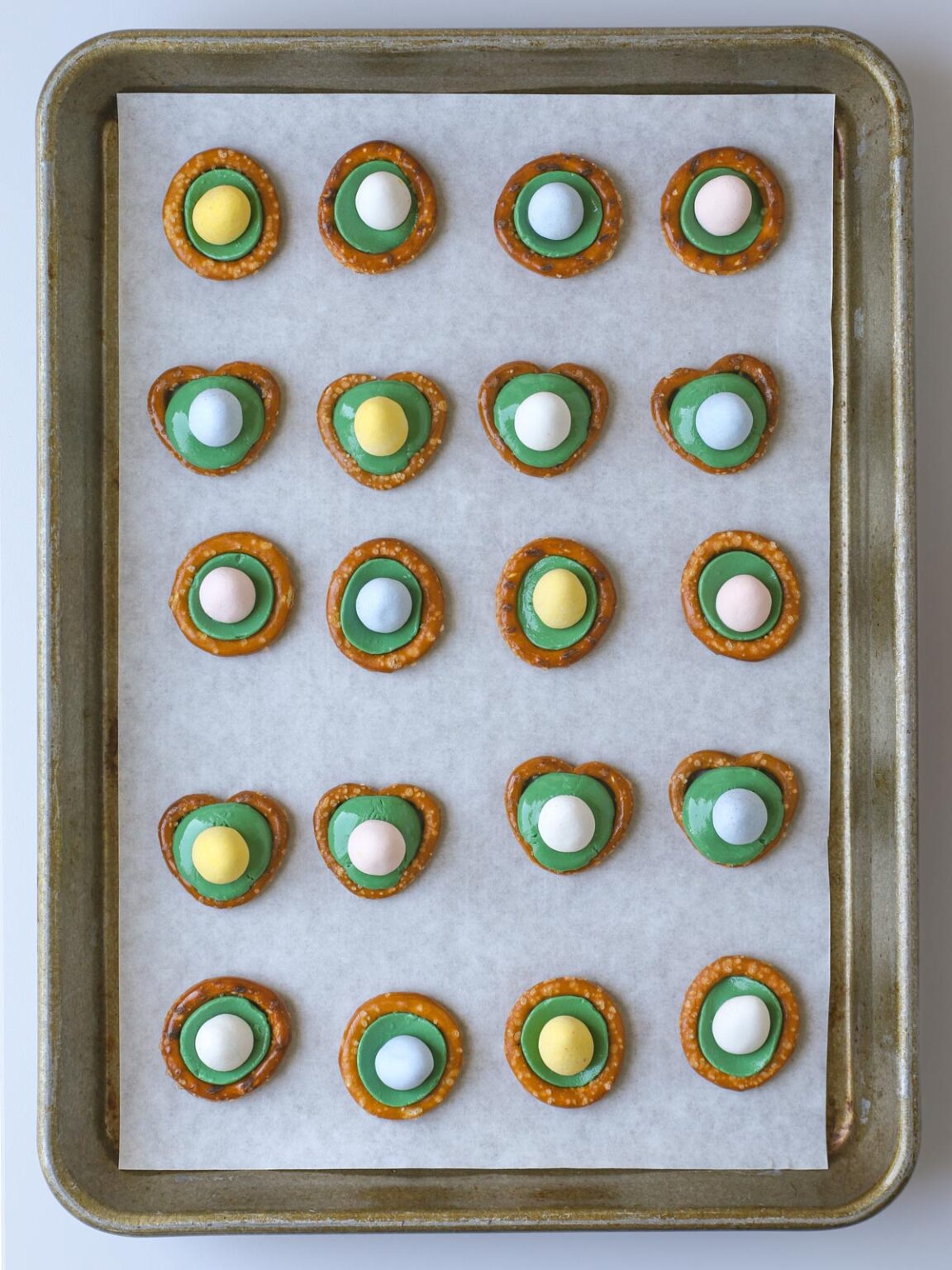 Easter Pretzels - Good Cheap Eats