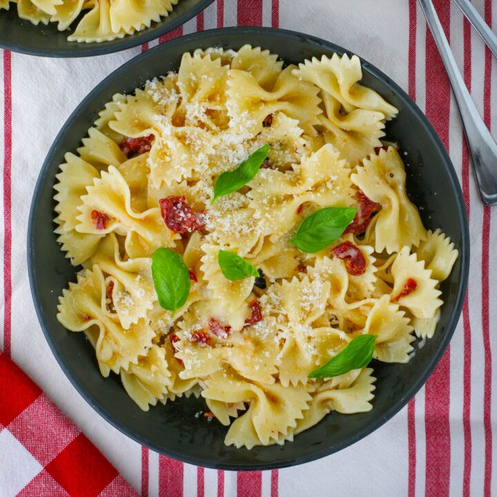 Brie and Tomato Pasta (An Easy 5-ingredient Dinner) - Good Cheap Eats